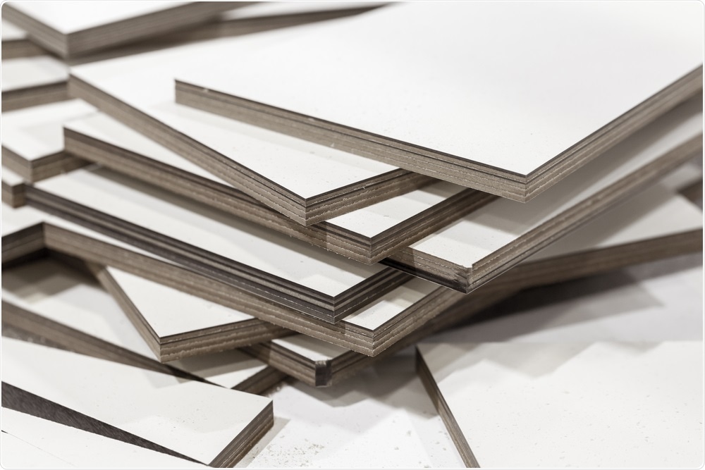 Sustainable method for manufacturing composite fiberboard